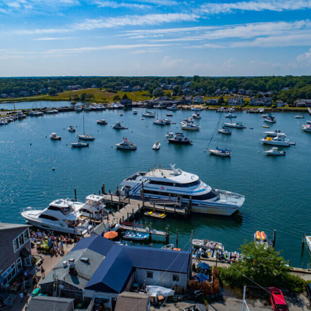 How to get to Martha's Vineyard